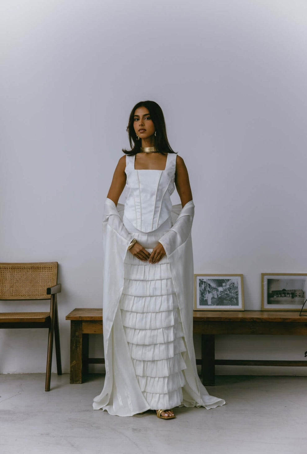 White Corset Daraa for Women – Graceful Modernity | RE-NEW Kuwait
